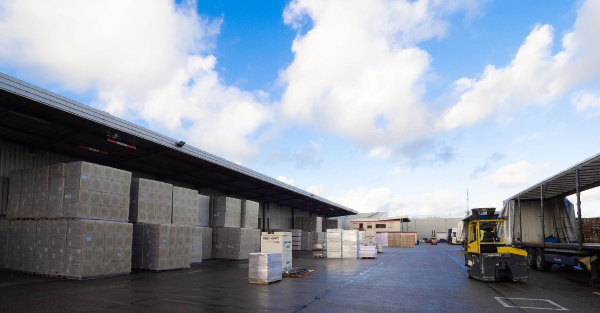 Bouwmaterialen-magazijn voor PontMeyer