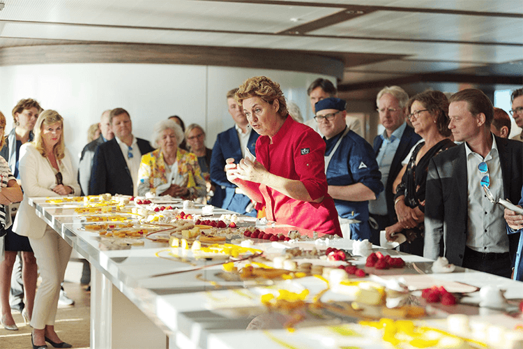 Kick-off evenementenschip Blue Rhapsody